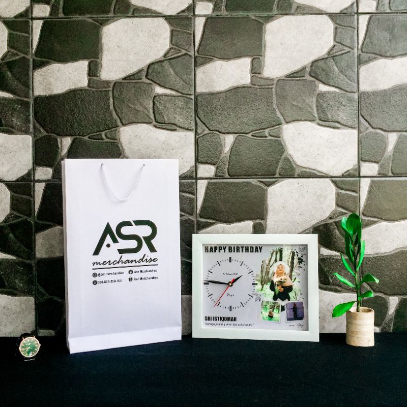 Jual JAM CUSTOM FOTO KADO PERNIKAHAN, ANNIVERSARY, ULANG TAHUN, WISUDA ...