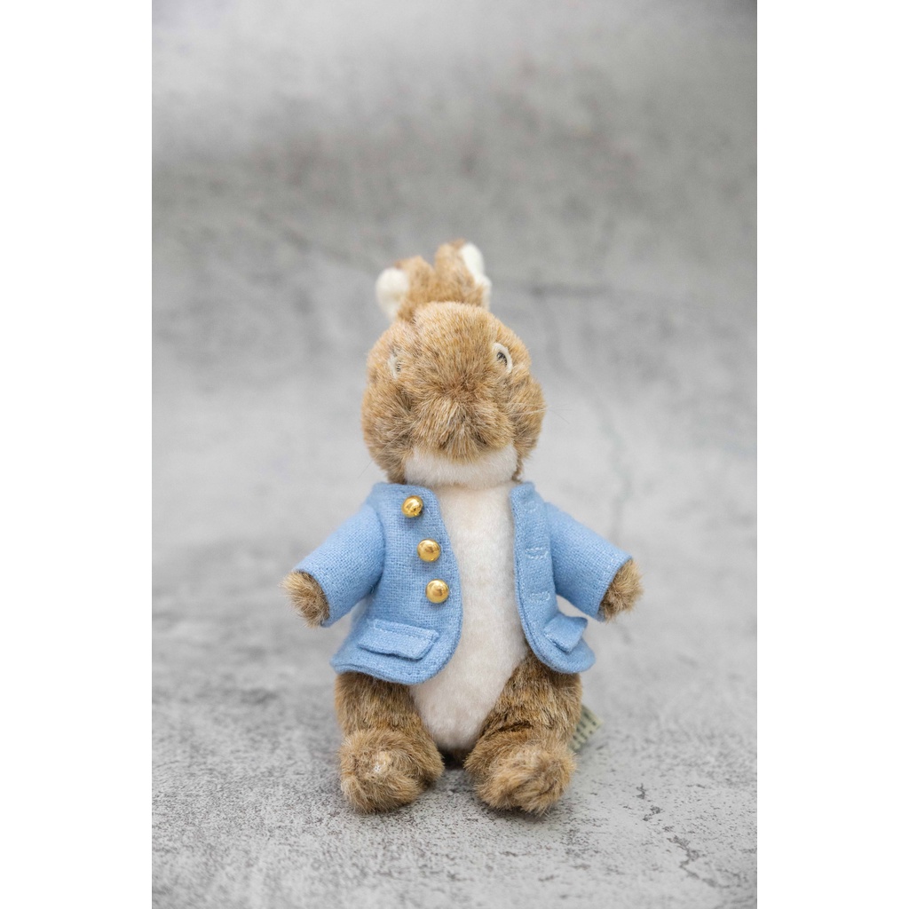 Jual Peter Rabbit SS Size Plush Doll Yoshitoku | Shopee Indonesia