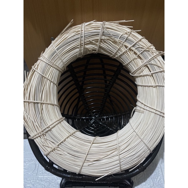 Jual BAHAN ROTAN PITRIT BULAT / ATI ROTAN /KERAJINAN ANYAMAN DIAMETER ...