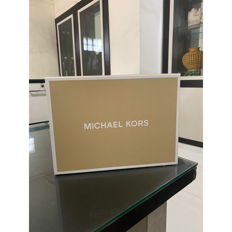 Jual Box Michael Kors | Shopee Indonesia