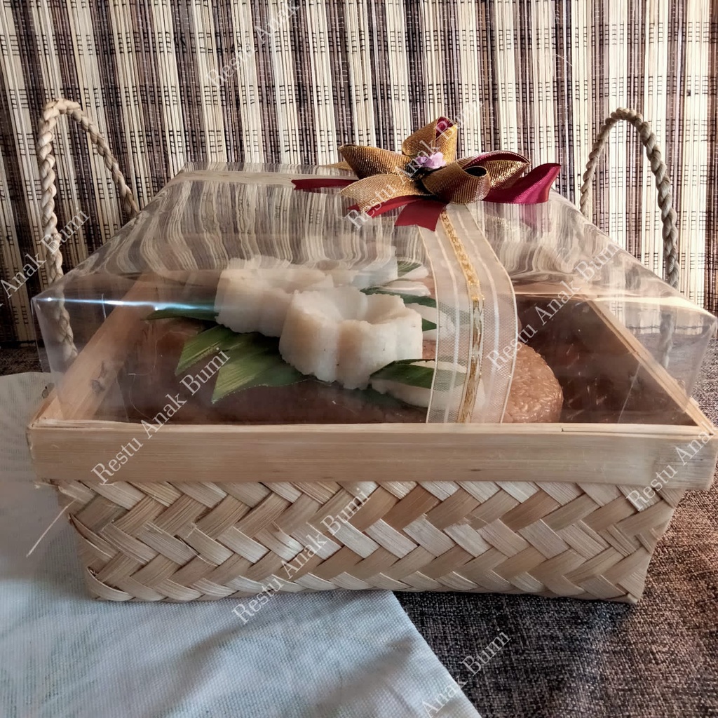 Jual kotak hantaran seseran box 25x25cm lamaran mika packaging nikahan ...