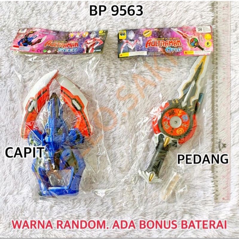 Jual Free Baterai Senjata Ultraman Geed Claw / Senjata Cakra Ultraman ...
