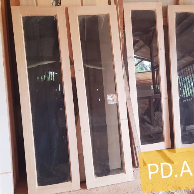 Jual KUSEN + JENDELA KACA KAYU MERANTI MARSAWA | Shopee Indonesia