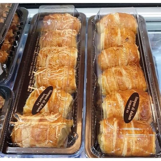 Jual Prima Rasa Bolen Primarasa Molen Pisang Bolen Lilit Medium Bandung ...