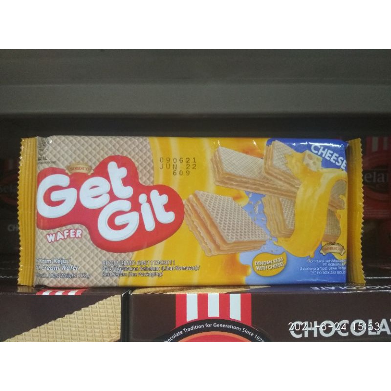 Jual Sobisco Get Git wafer 102g coklat, BBQ ko sapi panggang & keju ...