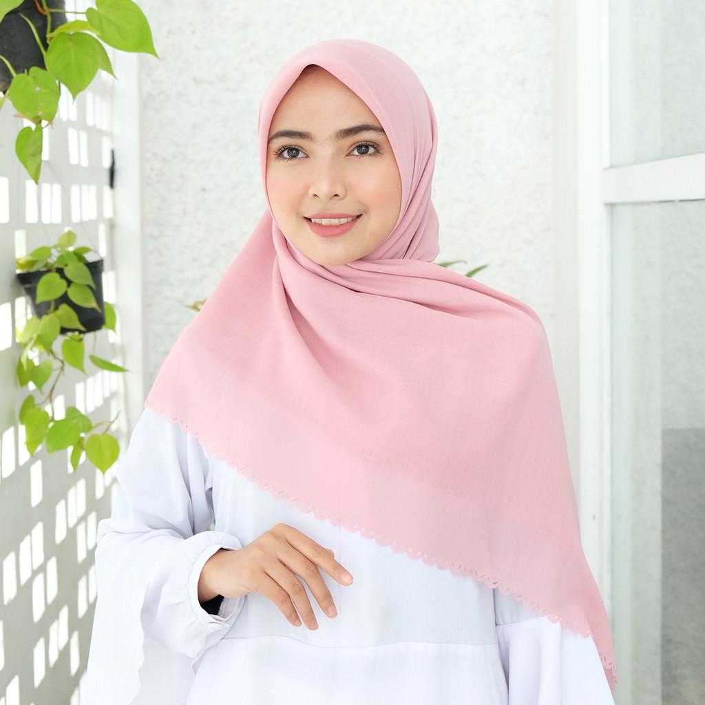 Jual Nayyaralaiqa Kayla - Signature Scarf Jilbab Voal Premium Segi ...