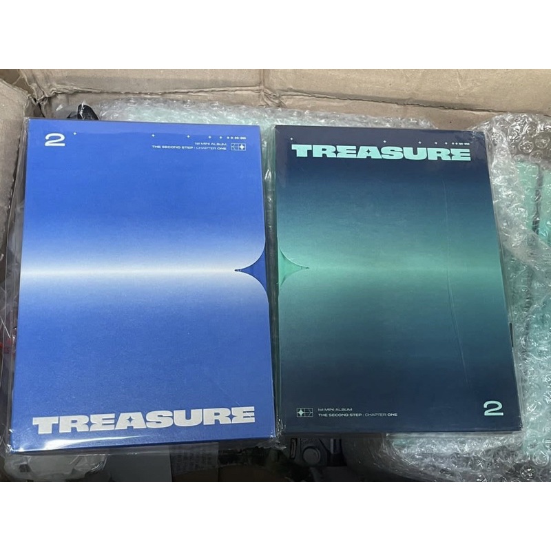 Jual [READY] PHOTOBOOK ALBUM SEALED TREASURE TREASURE THE SECOND STEP ...