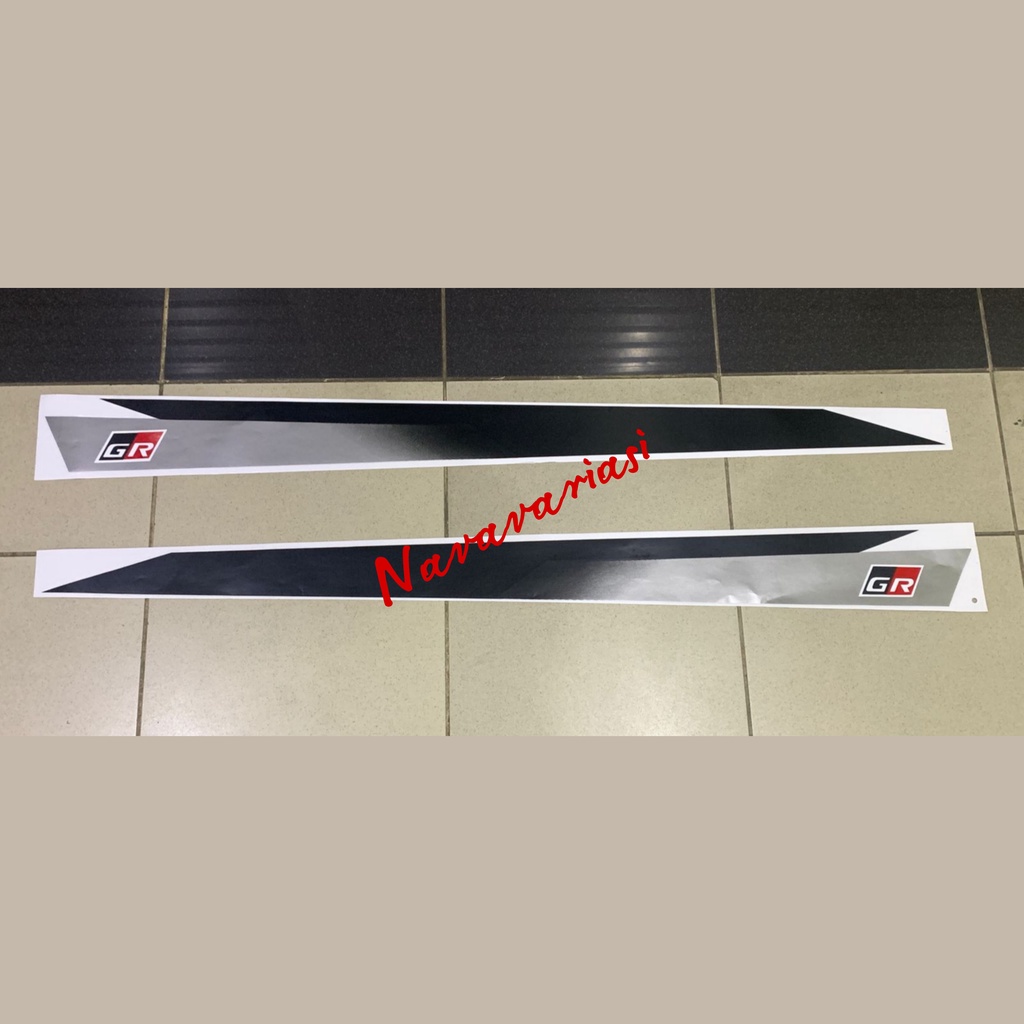 Jual Sticker Body Pintu Mobil Toyota Innova GR Sport 2022 Stiker Pintu ...