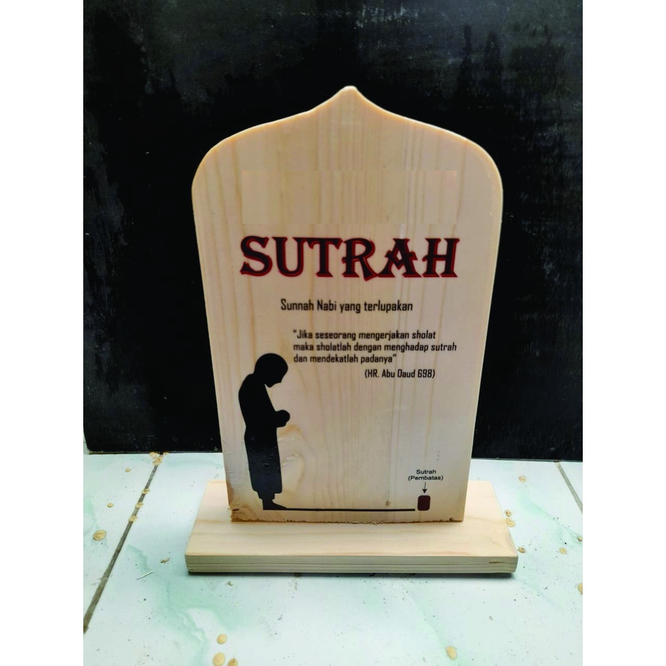 Jual sutrah / sutroh / pembatas sholat bahan kayu ukuran 25x17cm ...