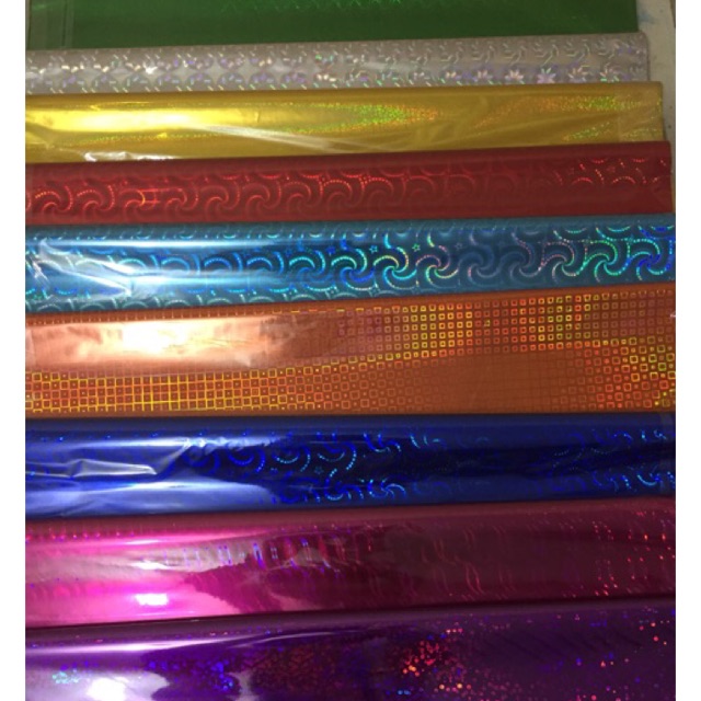 Jual Kertas kado hologram / kilap / plastik Isi 10 lembar | Shopee ...