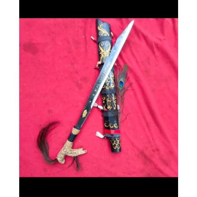 Jual Mandau khas Kalimantan Motif ukir Naga Kuningan | Shopee Indonesia