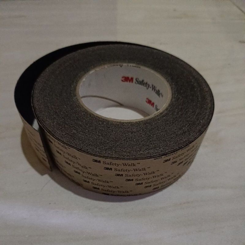 Jual Anti slip 3M 610 black safety walk tape - Lakban anti licin lantai 5cm - Isolasi anti slip ...