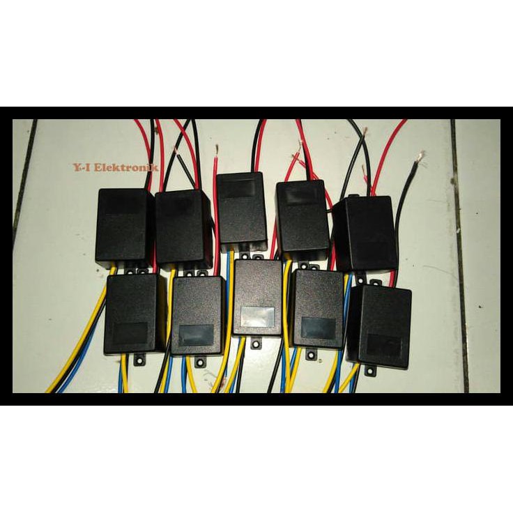 Jual BAYAR DI TEMPAT Modul lampu genit spoiler / Modul kedip LED ...