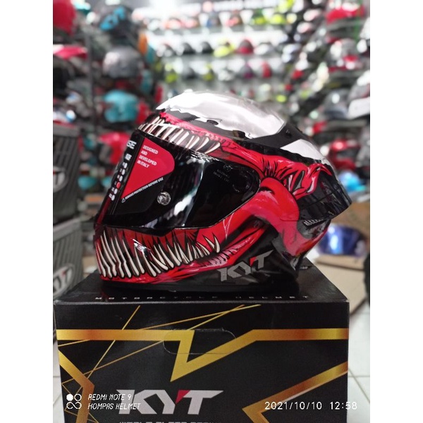 Jual KYT HELM TT COURSE MARVEL VENOM #2 ( DRAK SMOKE) | Shopee Indonesia