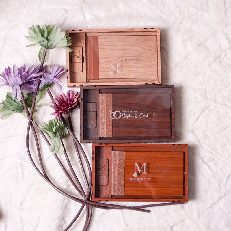 Jual 4R PHOTOBOOK WITH ACRYLIC BOX Kotak Kayu Akrilik ALBUM MAGAZINE ...