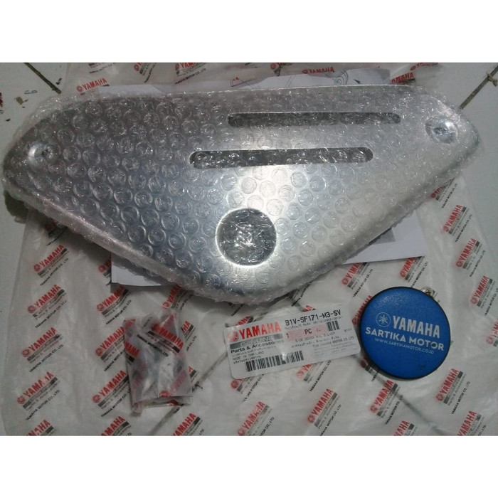 Jual Side Cover R/L Silver Yamaha XSR 155 ORIGINAL YAMAHA | Shopee ...