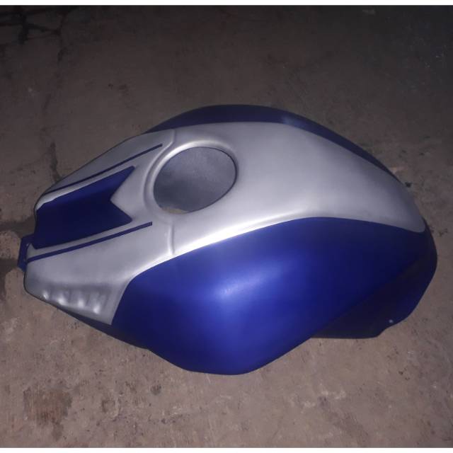 Jual cover tangki kondom tangki model r1m buat yamaha r15 old pnp ...