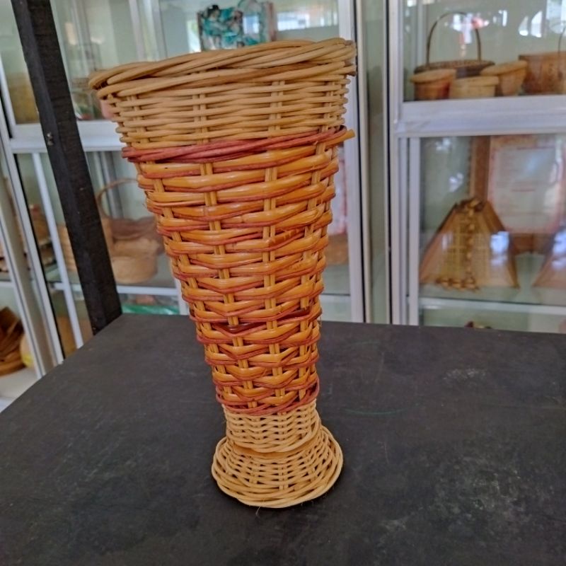 Jual Vas Bunga dari Rotan | Shopee Indonesia