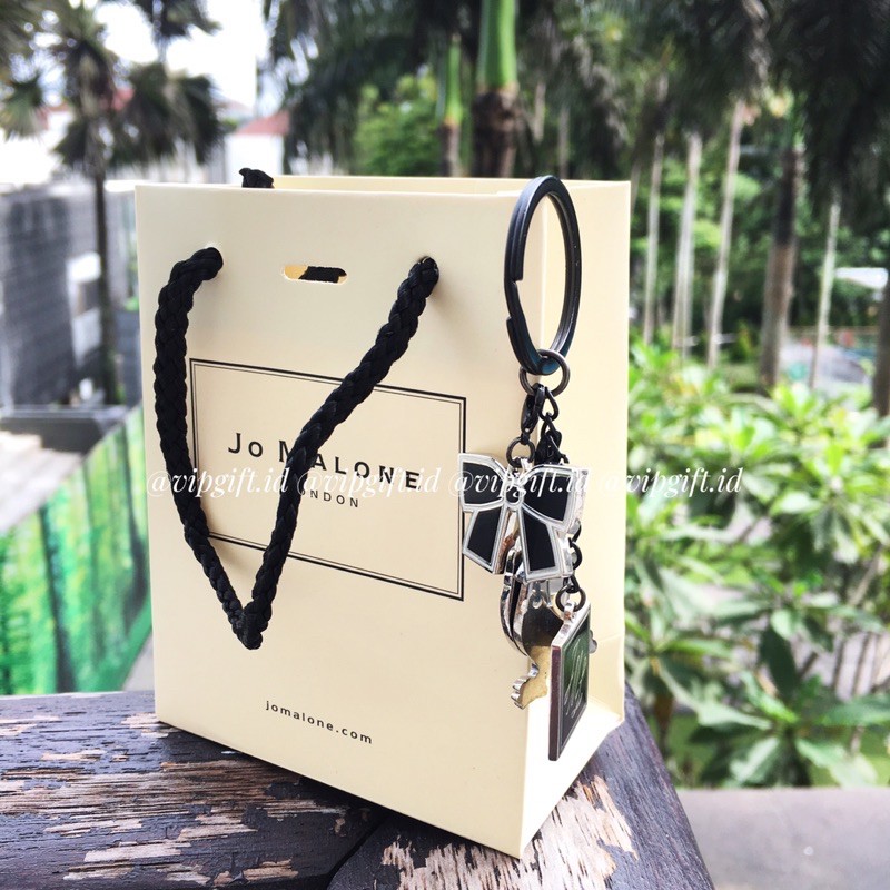 Jual VIP GIFT ORIGINAL JO MALONE Keychain Keyring (PAPERBAG) | Shopee ...