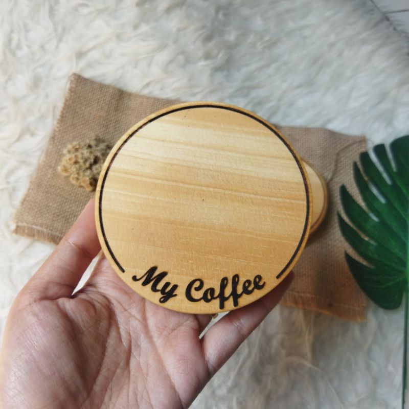 Jual Tatakan Gelas Kayu Bulat / Wooden Coaster Unik Custom Nama Tulisan ...