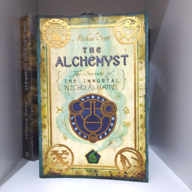 Jual Buku Novel The Alchemyst The Secrets Of The Immortal Nicholas Flamel by Michael Scott ...