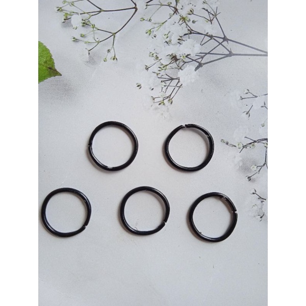 Jual (12 pcs) ring hitam 2 cm | Shopee Indonesia