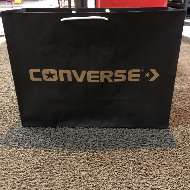 Jual PAPERBAG PREMIUM CONVERSE PAPERBAG VANS (TAS KADO) | Shopee Indonesia