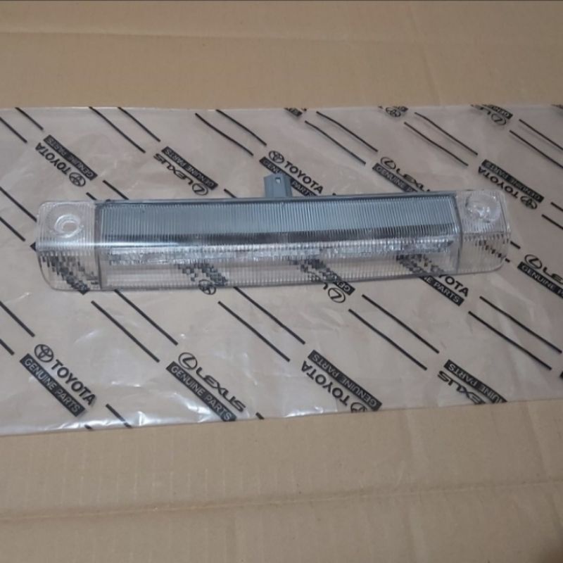 Jual lampu spoiler Innova reborn FORTUNER VRZ | Shopee Indonesia