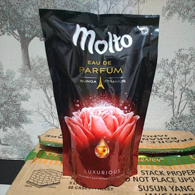Jual MOLTO EAU DE PARFUM LUXURIOUS 720ml | Shopee Indonesia