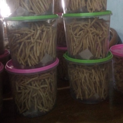 Jual Aneka Cemilan Stick Pangsit Peyek Kacang Peyek Kacang Hijau Khas ...