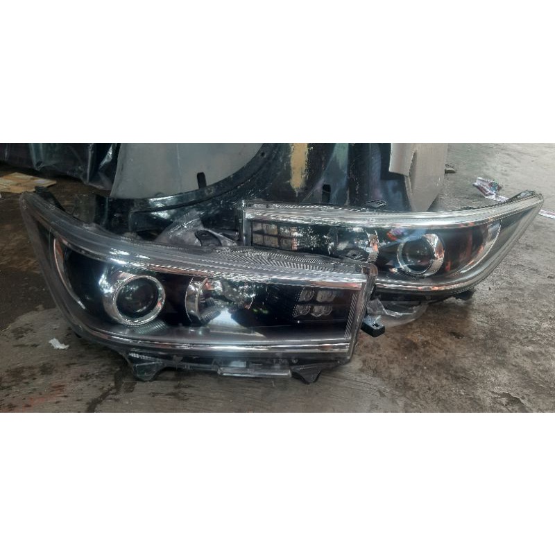 Jual headlamp innova reborn Q dan rebororn venturer 2017 2018 2019 ...