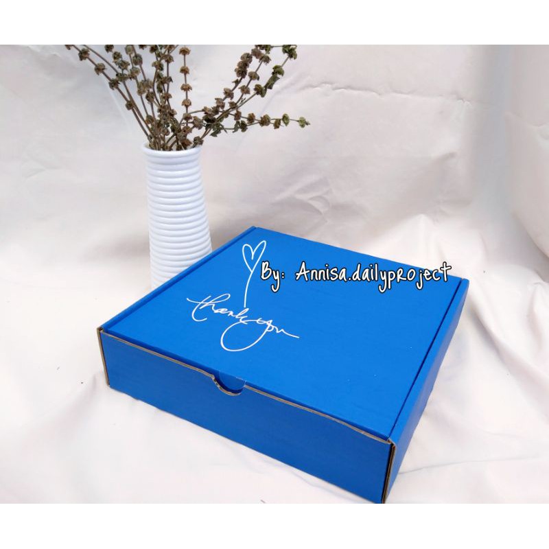 Jual Box Pizza Size 22cm x 22cm x 5cm Lock Samping / Kotak Kado / Kotak ...