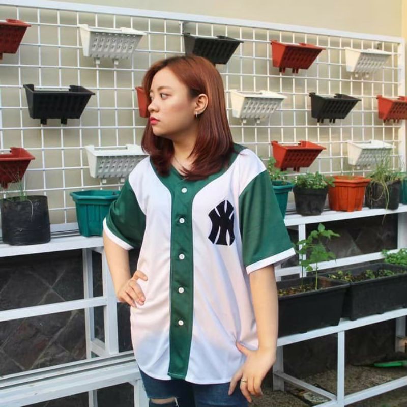 Jual Kaos Baseball Green White (unisex) | Shopee Indonesia