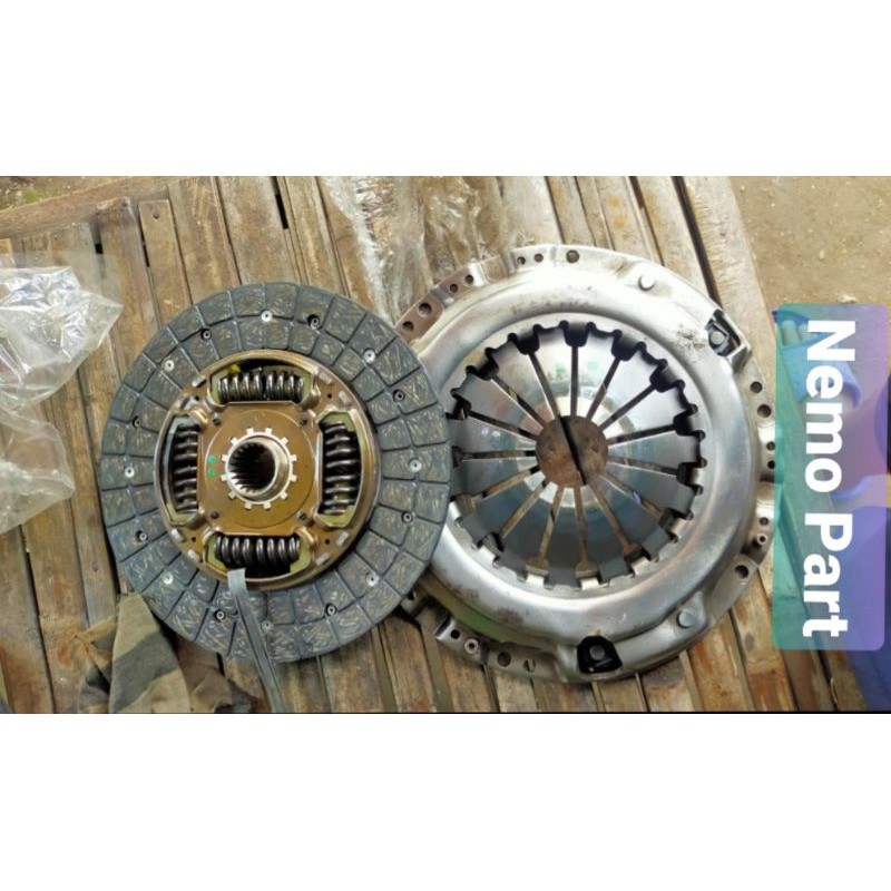 Jual Clutch Disc Cover Dekrup Kampas Kopling Matahari Toyota Innova ...