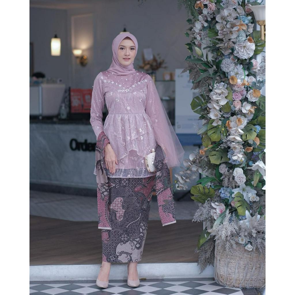 Jual Batik Couple Kebaya Modern Kebaya Tunangan Lamaran Baju Wisuda ...