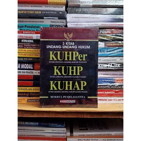 Jual 3 KITAB UNDANG-UNDANG KUHPER KUHP DAN KUHAP beserta penjelasannya - | Shopee Indonesia