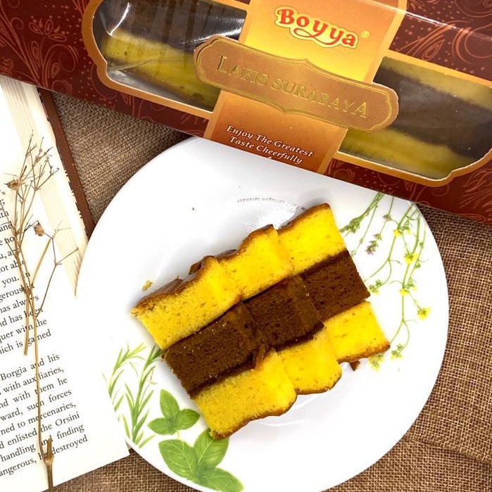 Jual LAPIS SURABAYA SPIKOE BOGAJAYA ANEKA RASA 300 GRAM (ORI/MOKA ...