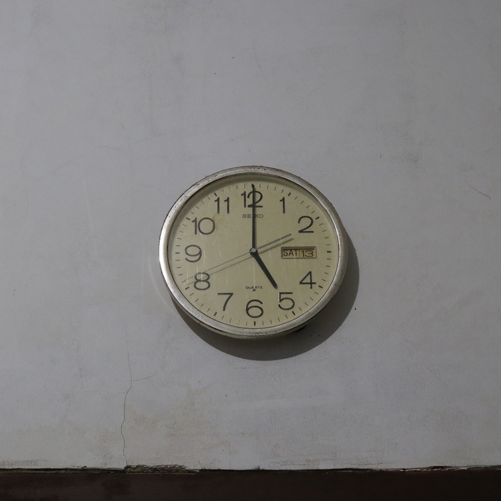 Jual Jam Dinding Seiko Hari Antik | Shopee Indonesia