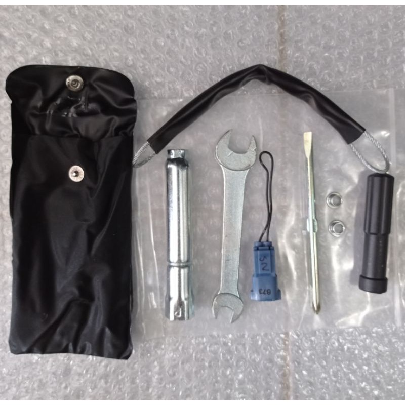 Jual TOOLKIT MOTOR HONDA PCX & ADV ORI BAWAAN AHM | Shopee Indonesia