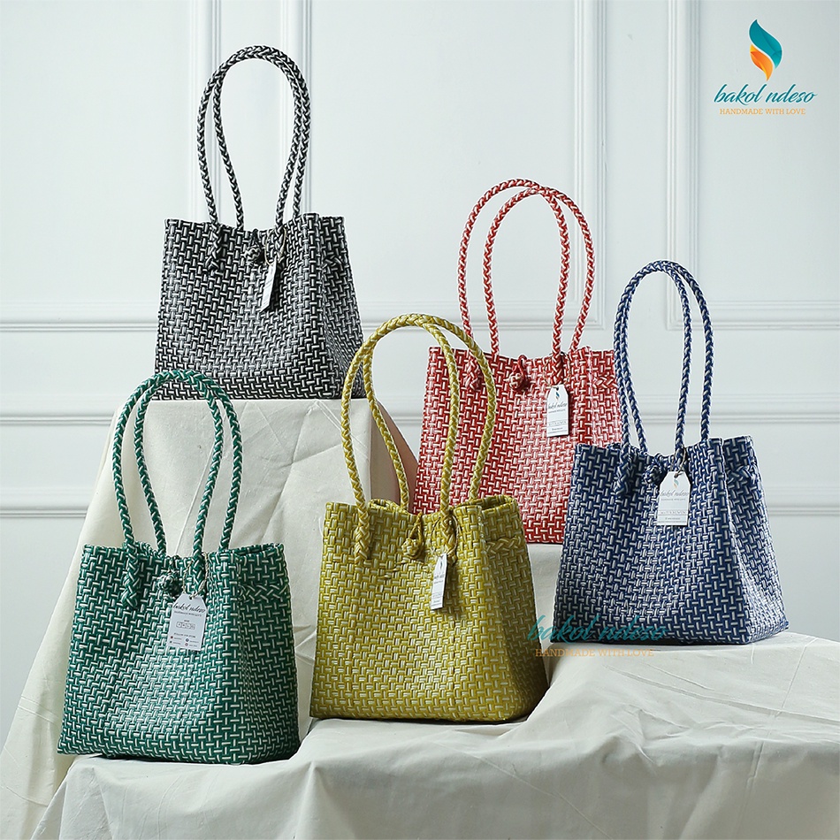 Jual Tas Tote Belanja Pasar Tas Anyaman Jali Jali Plastik Rajut Belanja ...