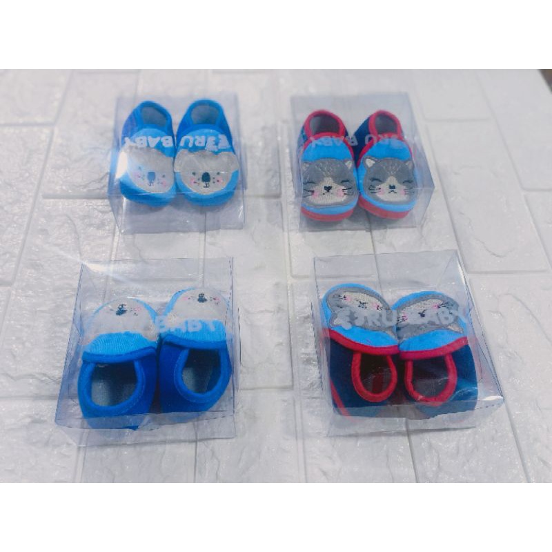 Jual SEPATU BAYI NEWBORN CEWEK DAN COWOK || SEPATU LUCIU BAYI | Shopee ...