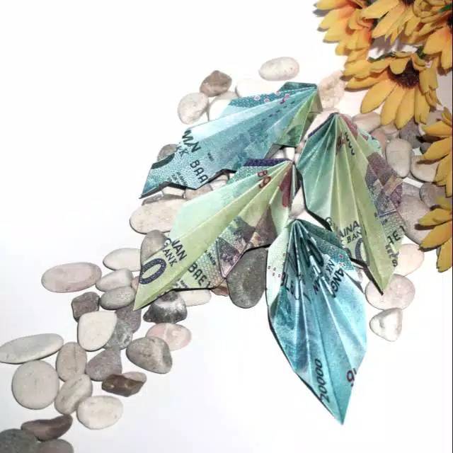 Jual Origami uang kertas mainan bentuk daun bahan mahar seserahan bahan ...