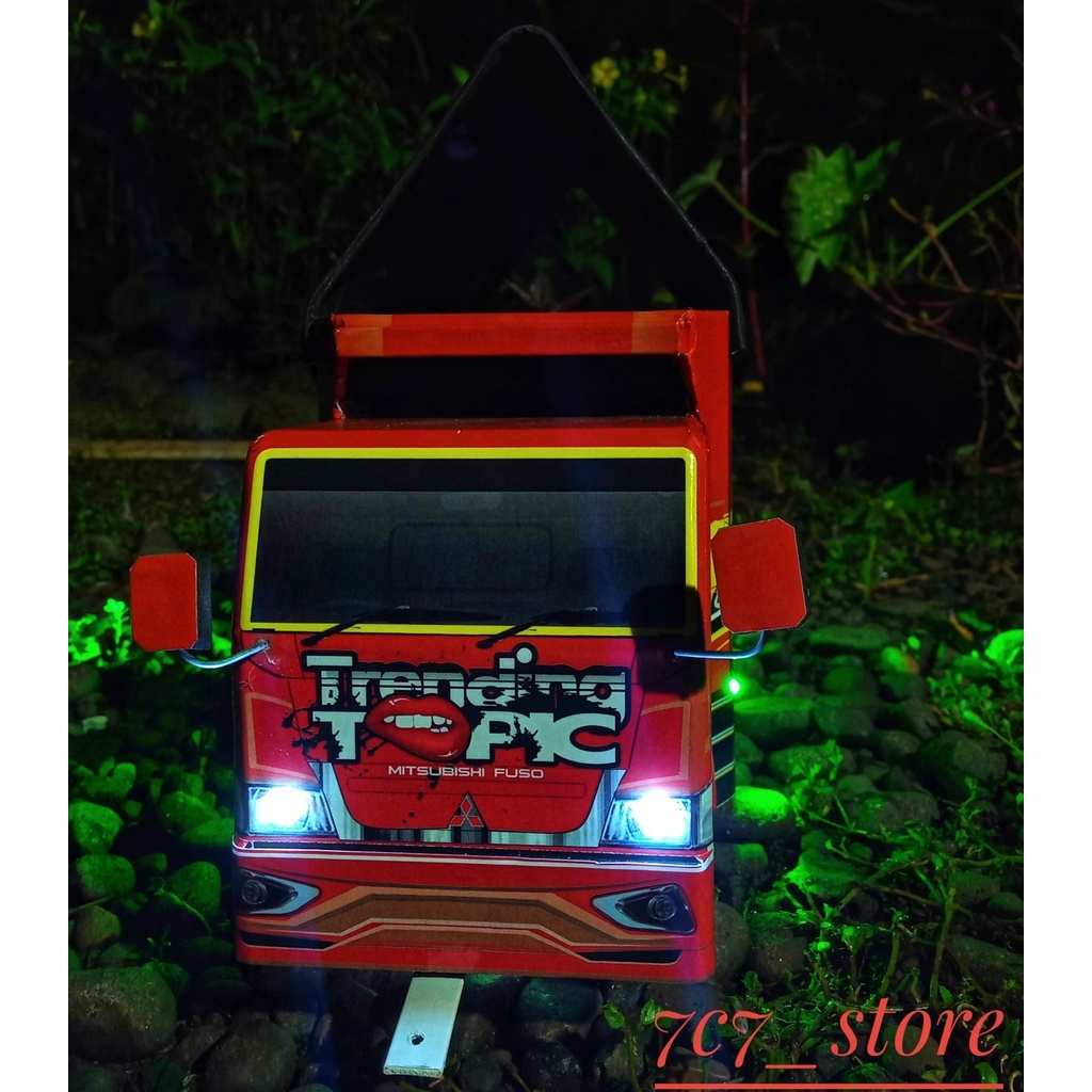 Jual Miniatur Truck Oleng Trending Topik LED kelap-kelip | Shopee Indonesia Jual Miniatur Truck Oleng Trending Topik LED kelap-kelip | Shopee Indonesia