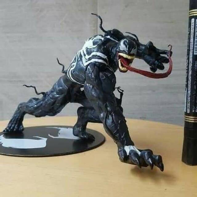 Jual Mainan action figure Venom Marvel now Artfx Spiderman series Skala ...