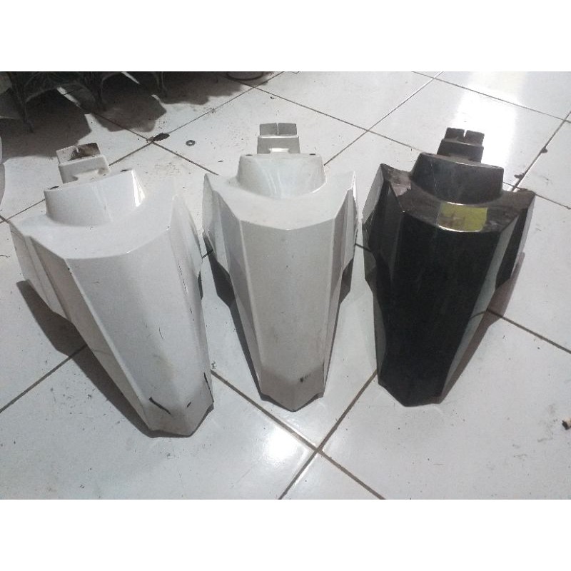 Jual spakbor/slebor depan beat new 2017 barang bekas originil copotan ...