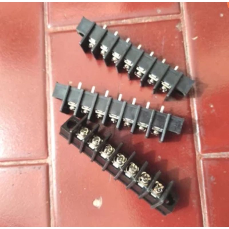 Jual Terminal Block Hitam 7P PCB 7 P KF45 7 Pin KF 45 With Ears Kuping ...