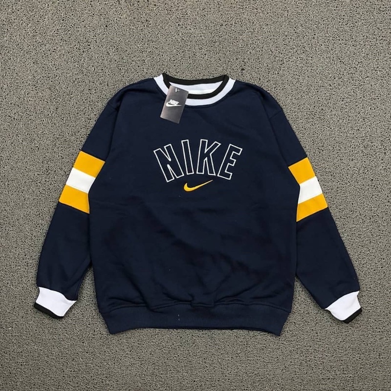 Jual NIKE - Sweater Pria Sport Nike Swoosh Small Bordir Lengan Panjang ...