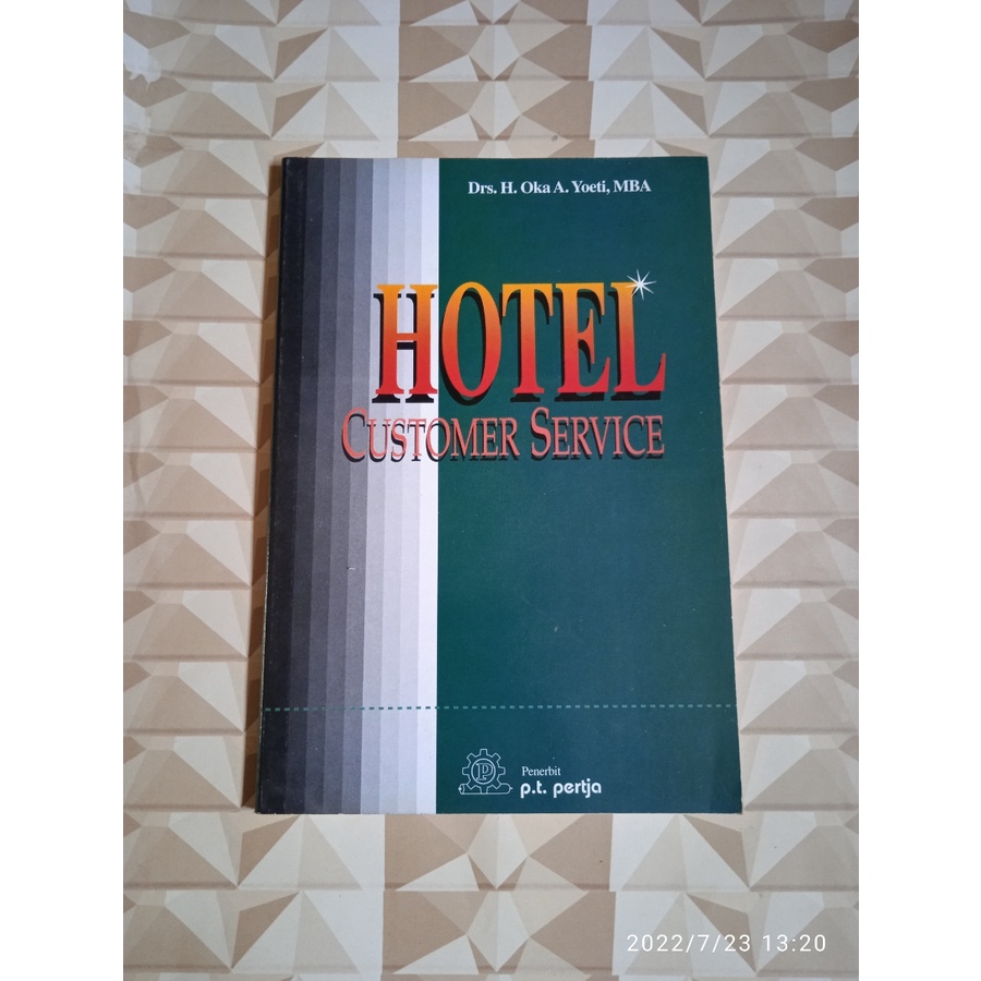 Jual buku hotel customer service - Drs H Oka | Shopee Indonesia