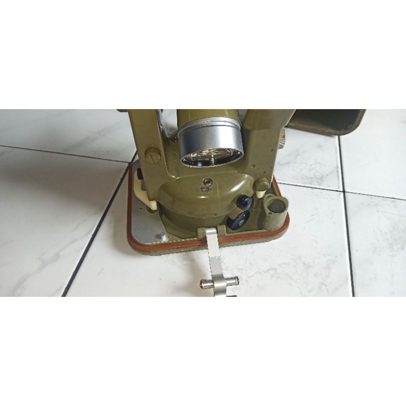 Jual Theodolite KERN DKM-2AE SWITZERLAND | Shopee Indonesia