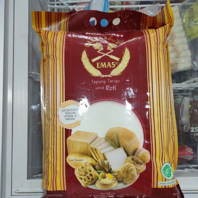 Jual Bogasari Cakra Kembar Emas Roti 1kg | Shopee Indonesia
